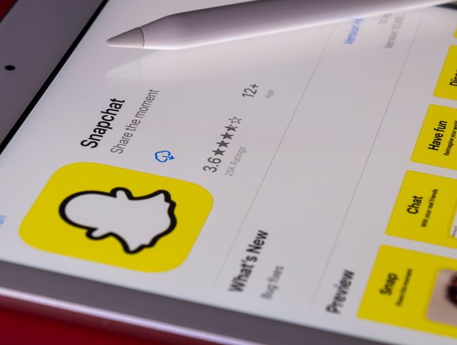 Snapchat currently testing new premium paid tier - Snapchat+ | Telco ...