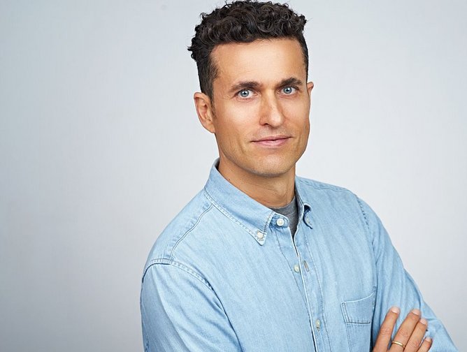 Gabriel Lazaro | Technology Magazine