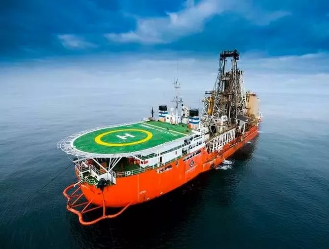 De Beers approves custom built diamond recovery vessel for Namibia ...