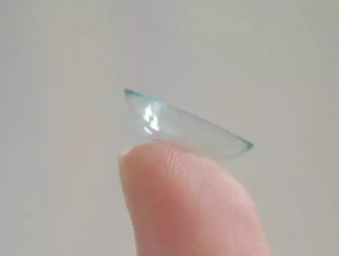 Bionic, wireless contact lenses show emails and texts | Healthcare Digital