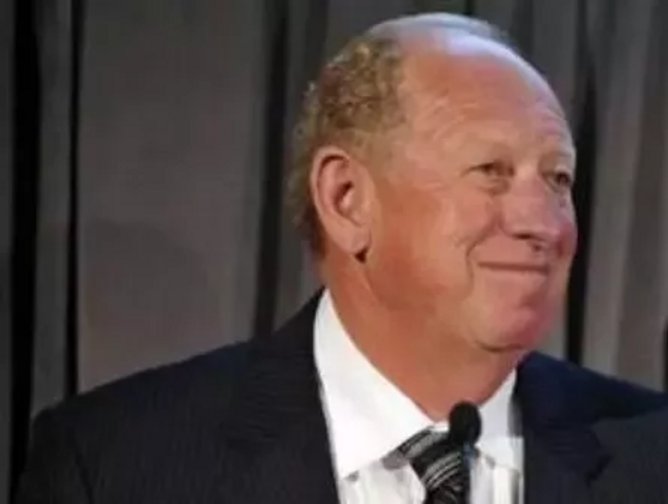 Tim Hortons CEO Unexpectedly Departs | Business Chief North America