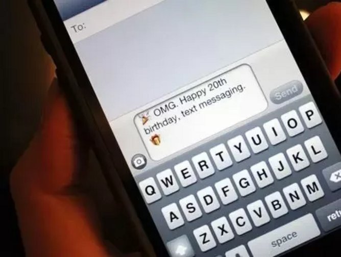 Text Messaging Turns 20 | Business Chief North America