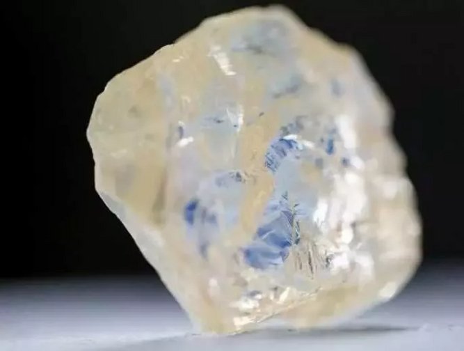 Rio Tinto's 187 carat Foxfire diamond heads to auction | Mining Digital
