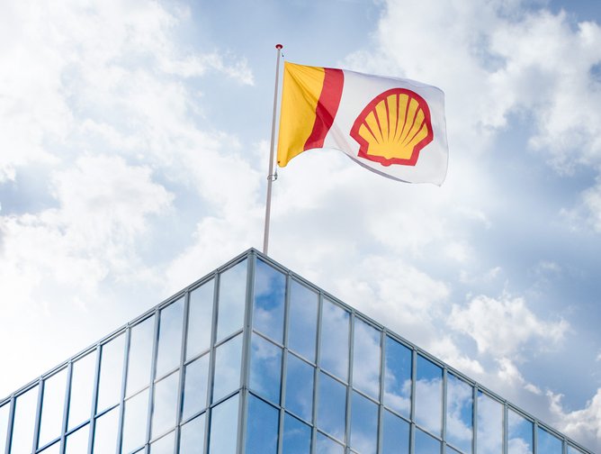 Shell supplies Singapore with sustainable aviation fuel ...