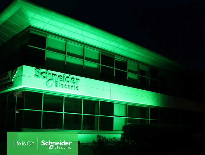 Schneider Electric Unlocks Supply Chain Efficiency with IoT