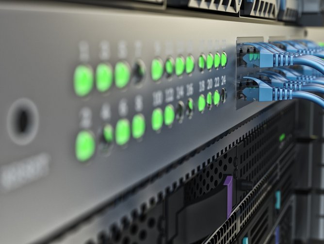 Uptime Institute’s 2017 data center survey: IT resilience grows, cloud ...