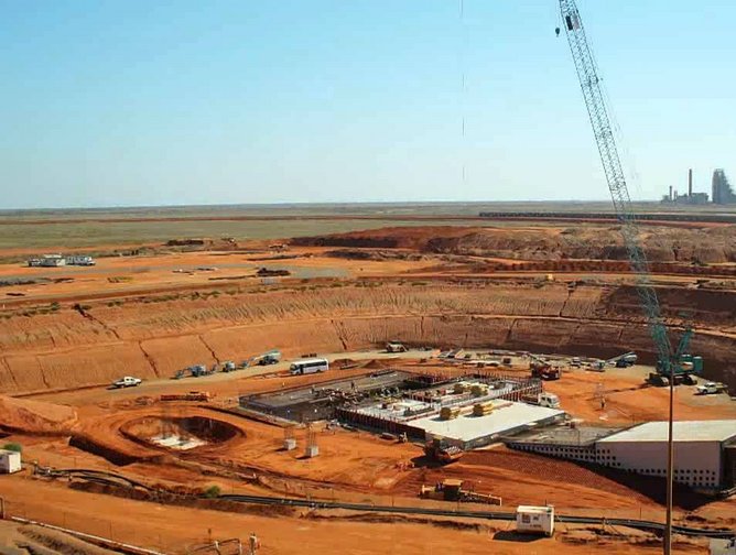 Fortescue Metals Group (FMG) timelapse footage train unloader expansion ...