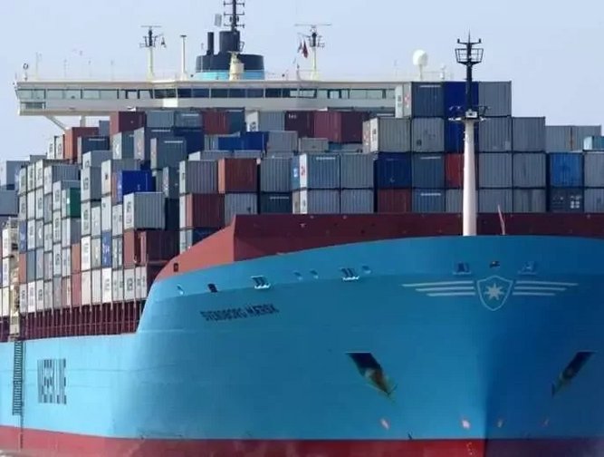 Maersk Line sets record by transporting 17,603 containers | Supply ...