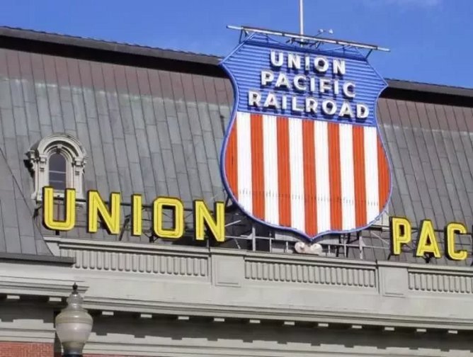 Union Pacific Railroad Museum voted third best in transportation ...
