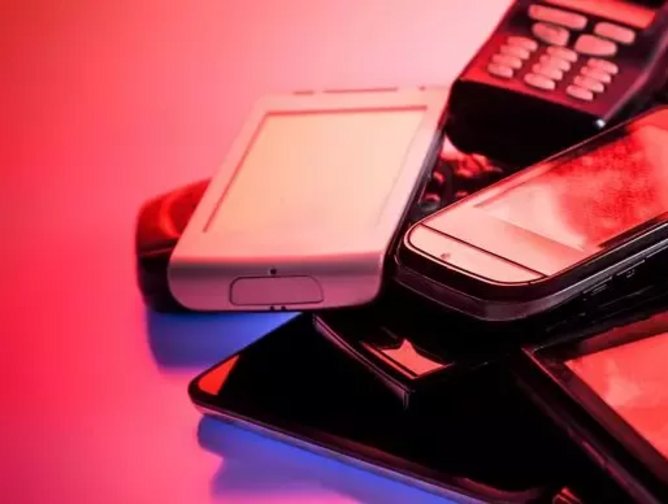 The "dumb phone" revolution | Telco Magazine