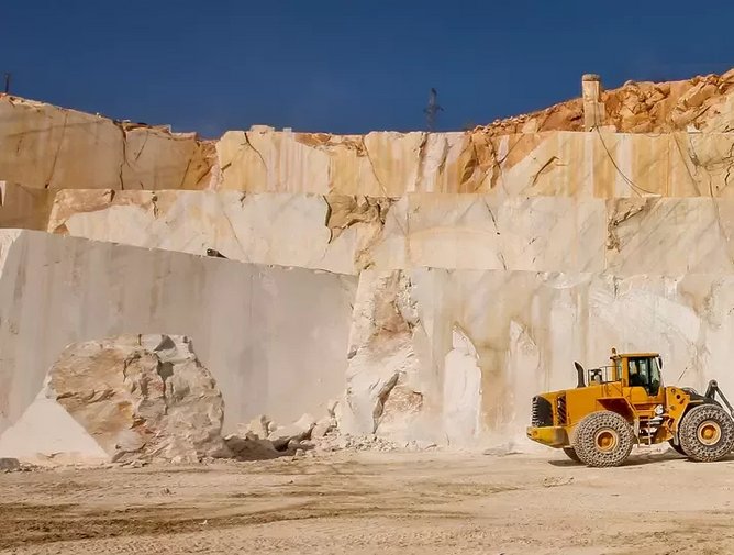 China Moly splashes $2.5bn to double Congo mine metal output | Mining ...
