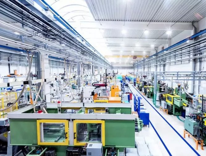 Manufacturers are embracing smart and connected products by 2020 ...