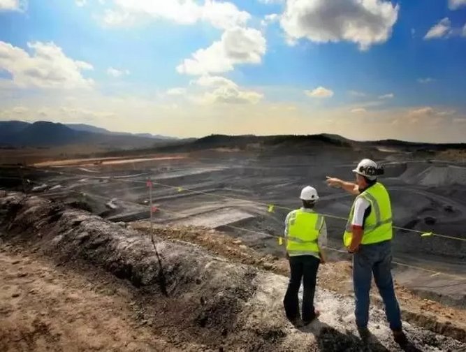 [GIFS] The 5 Stages of the Mining Life Cycle | Mining Digital