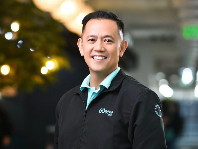 Albert Tinio | Technology Magazine