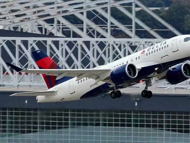 Airbus unveils the construction of its new A220 manufacturing facility ...