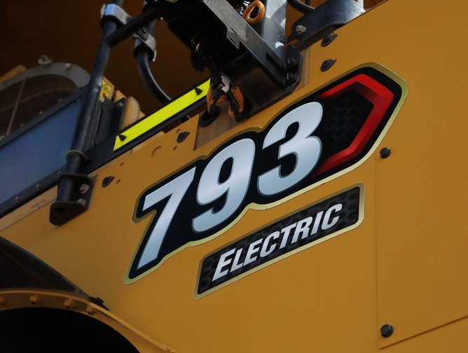Caterpillar is decarbonising mining with EV technology | EV Magazine