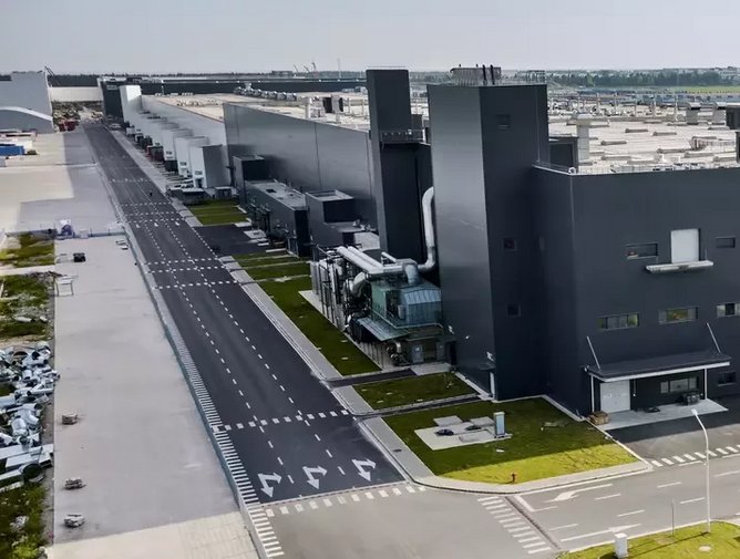 Tesla Shanghai data centre to localise its data storage | Data Centre ...