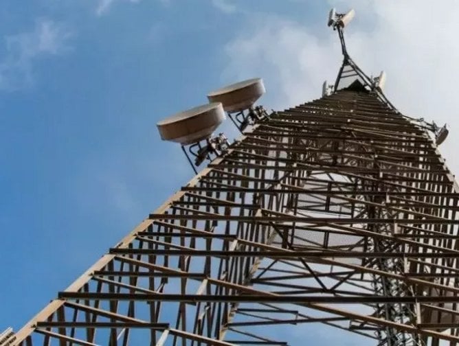 MTN and IHS Agree Landmark Mobile Tower Outsourcing Agreement in ...