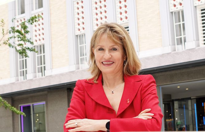 Top 100 Women 2024: Susan Johnson, AT&T – No. 6 | Supply Chain Magazine