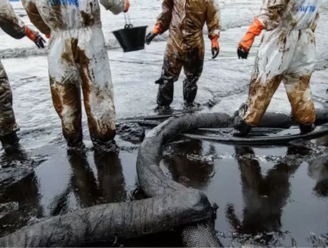 Best ways to clean oil spill disasters | Energy Magazine