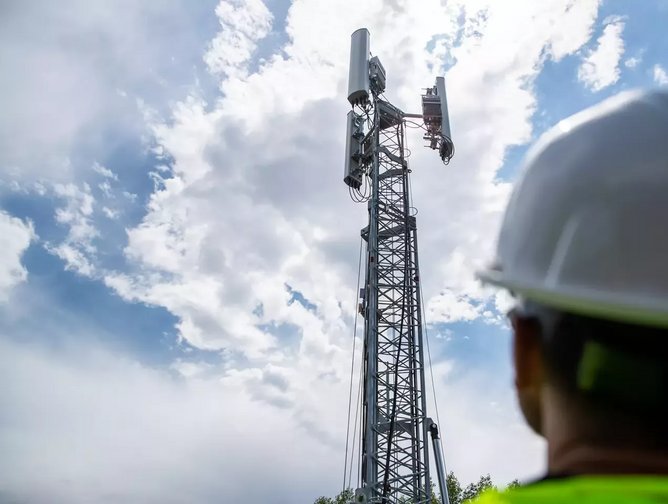 Executive profile: W. Erik Carlson, CEO of DISH | Telco Magazine