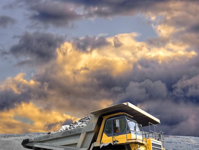 How to mine more while staying safe using the weather | Mining Digital