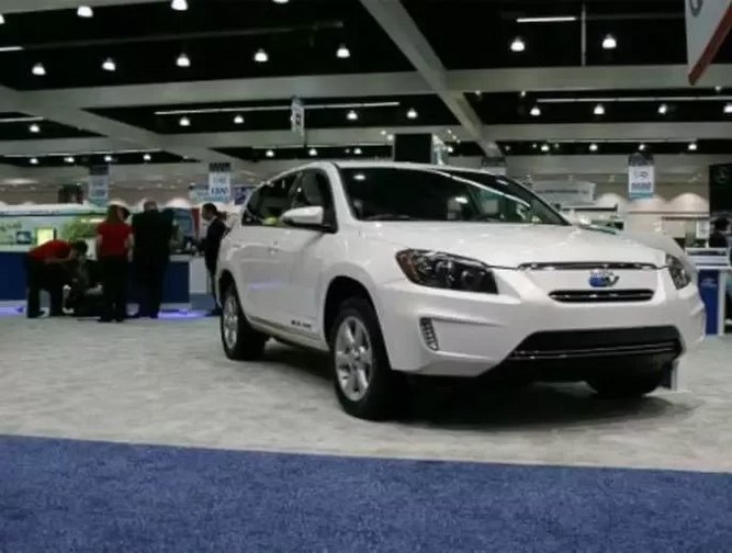 Toyota's All-Electric RAV4 EV First Drive | Energy Magazine