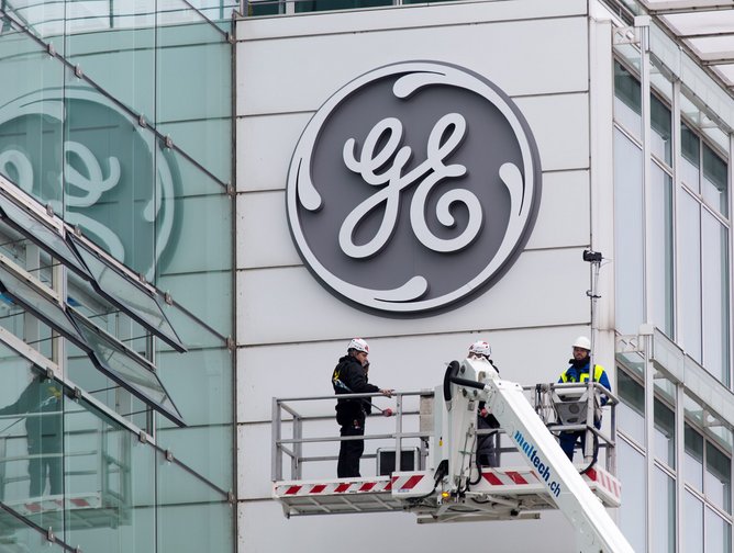 GE Renewable Energy unveils new 5.3MW Onshore Wind Platform | Energy ...