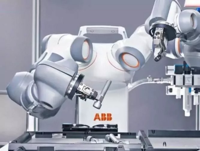 ABB Robotics unveils its first collaborative robot | Manufacturing Digital