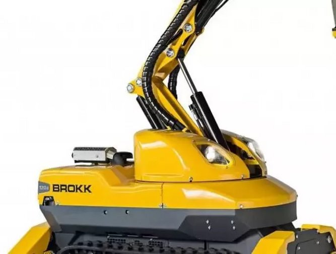 Brokk brings independence to compact demolition | Construction Digital
